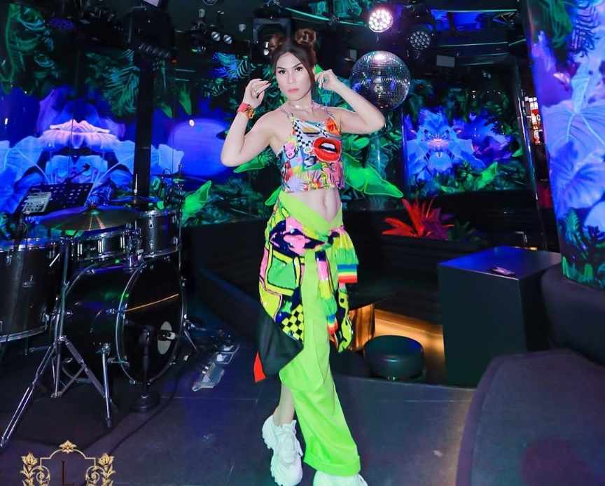 What to Wear to a Hip Hop Concert in 2025 – Real Life Outfit Ideas ...