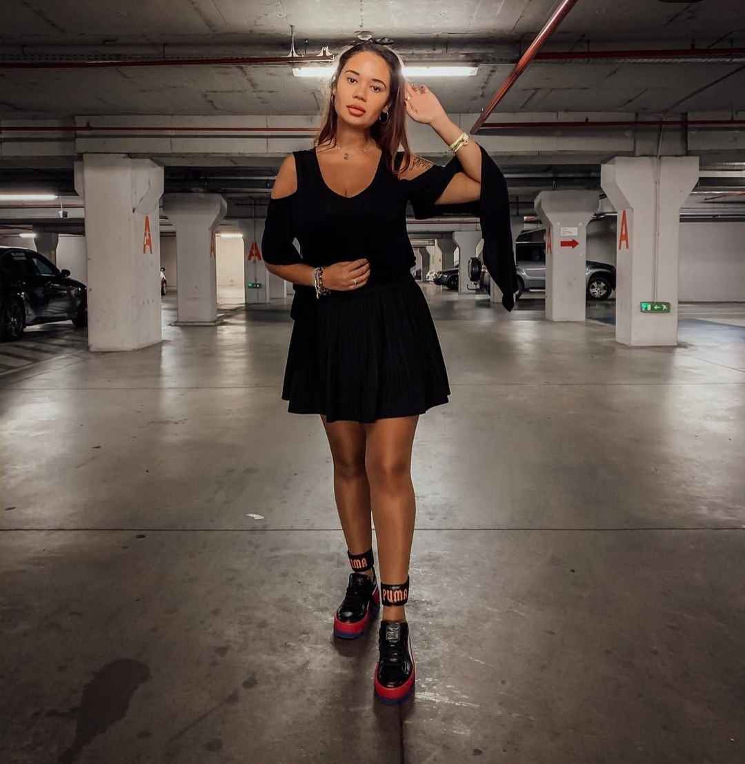 What to Wear to a Hip Hop Concert in 2025 – Real Life Outfit Ideas ...