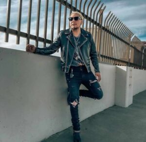 What to Wear to a Rock Concert Over 40 in 2025 – Real Life Outfit Ideas ...