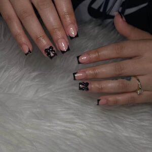 50+ Classy Short Square French Tip Nail Ideas to Try Now – FASHION SO ...