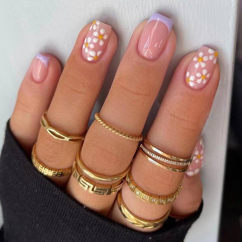 50+ Classy Short Square French Tip Nail Ideas to Try Now – FASHION SO ...