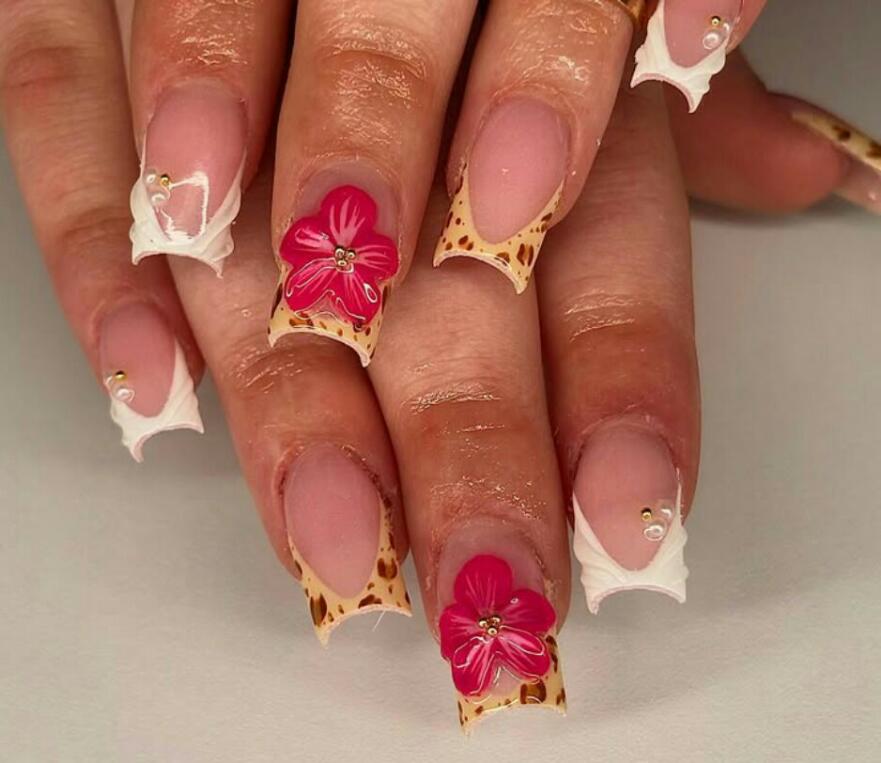 50+ Cheetah Print French Tip Nails to Unleash Your Wild Side – FASHION ...