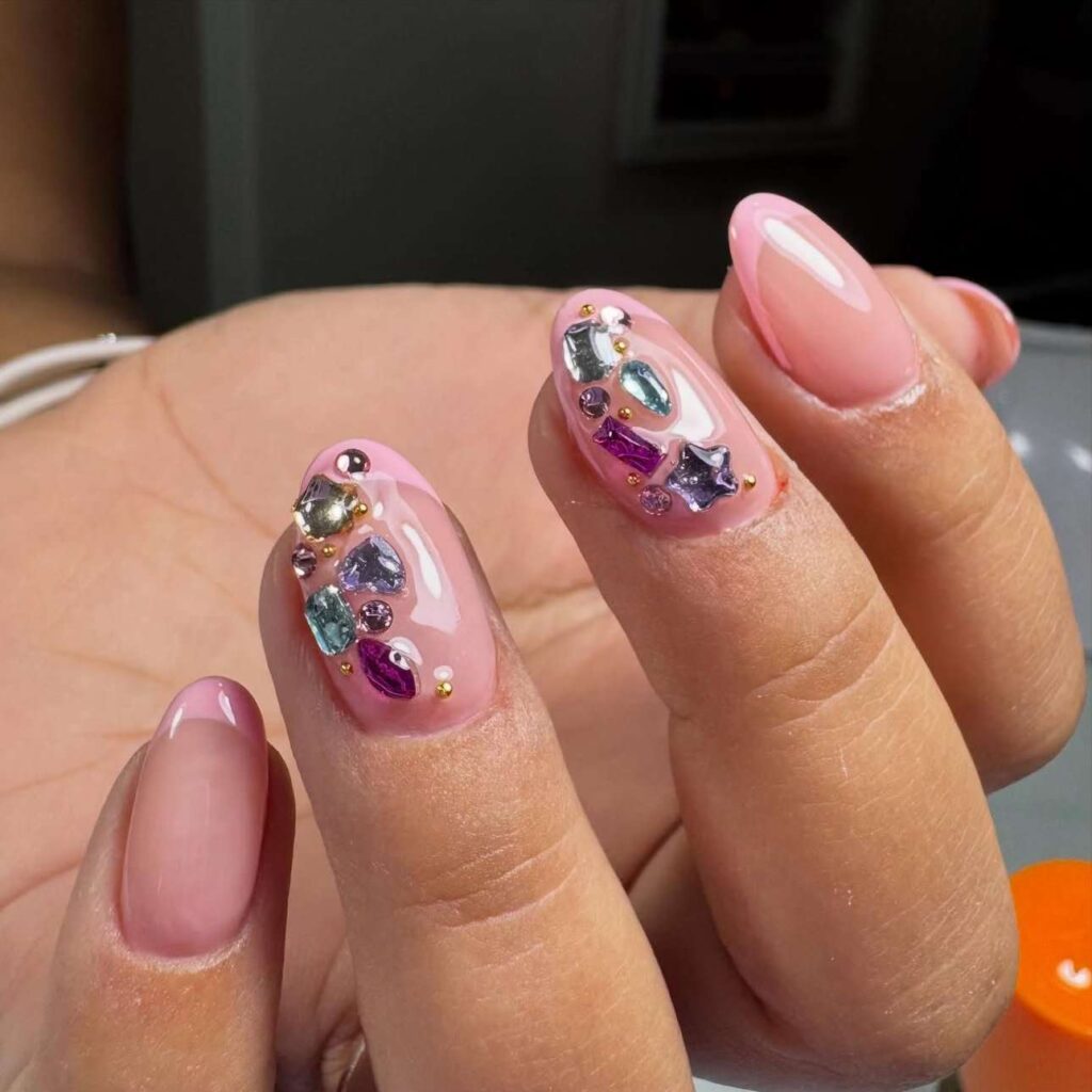 50+ Coloured French Tips Short Nails to Brighten Up Your Look – FASHION ...