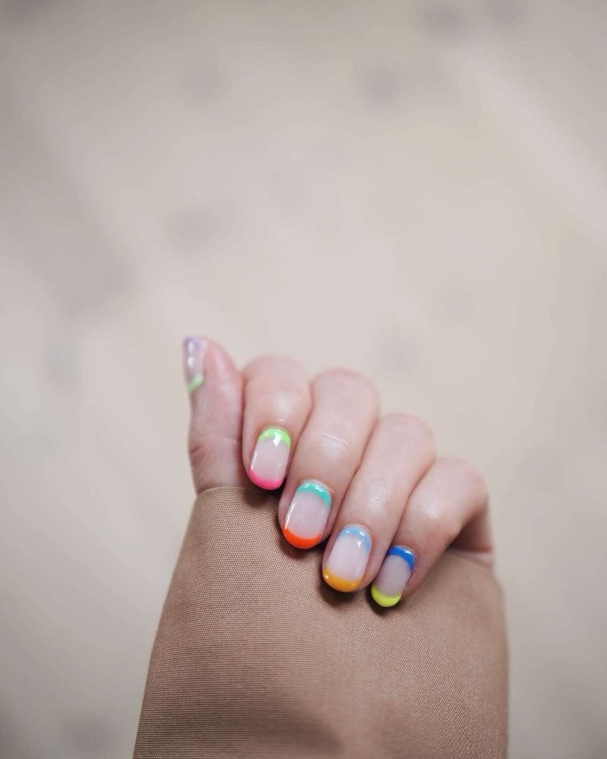 50+ Coloured French Tips Short Nails to Brighten Up Your Look – FASHION ...