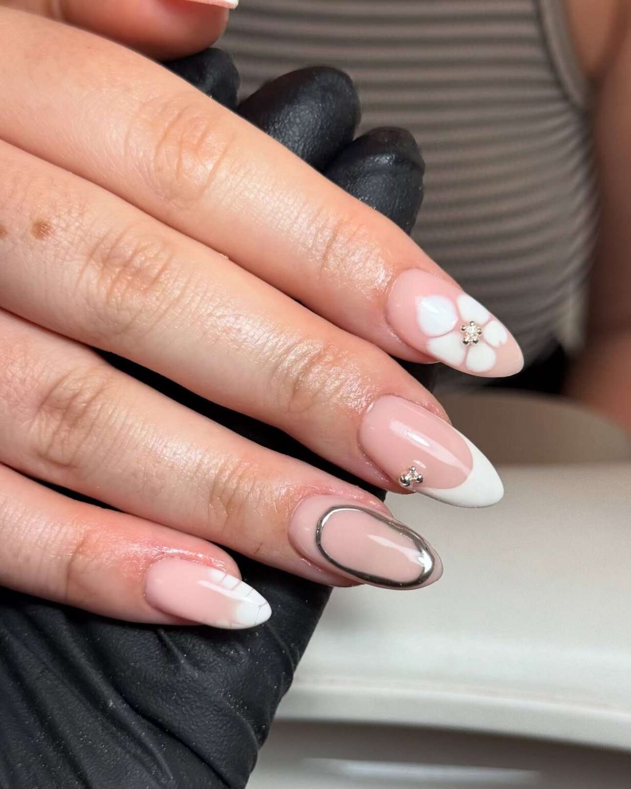 50+ White and Silver Nail Designs That Shine with Style – FASHION SO SIMPLE