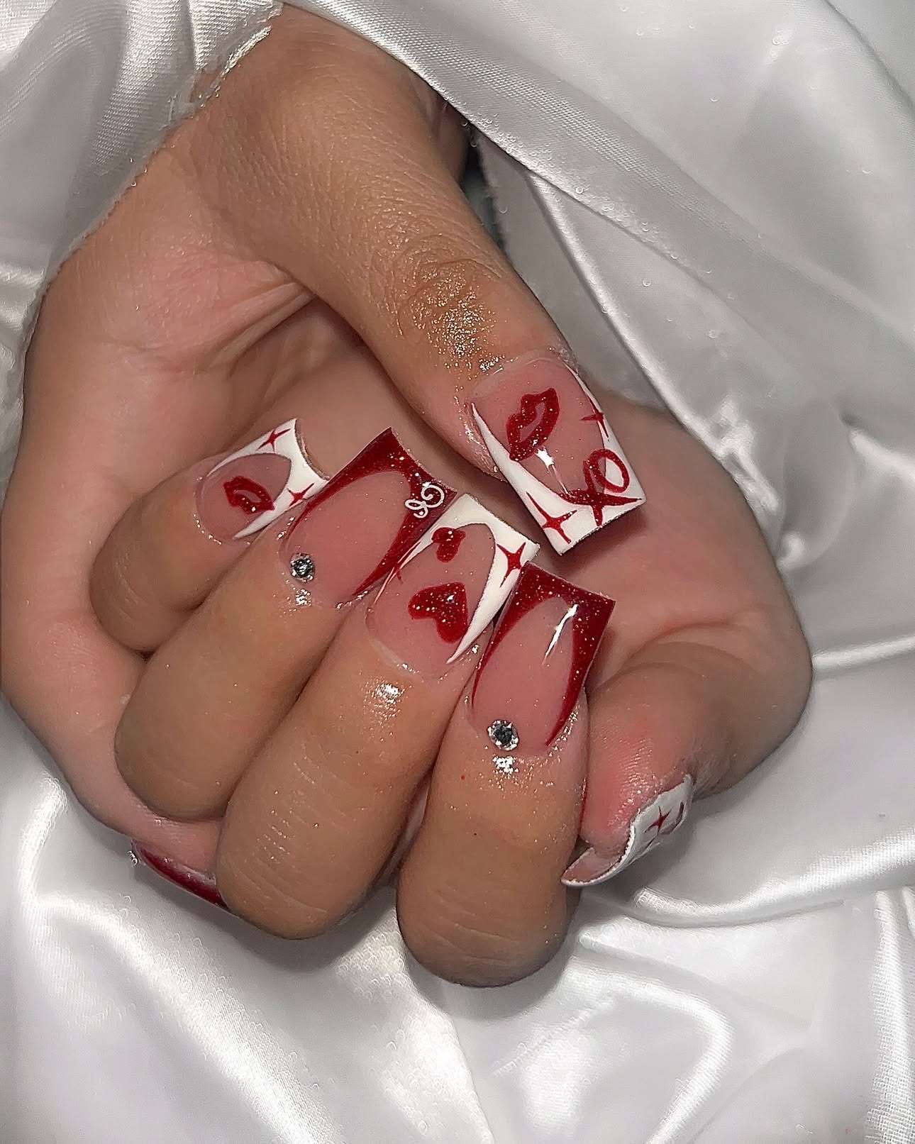 50+ White French Tip Nails with Designs to Inspire Your Next Mani ...