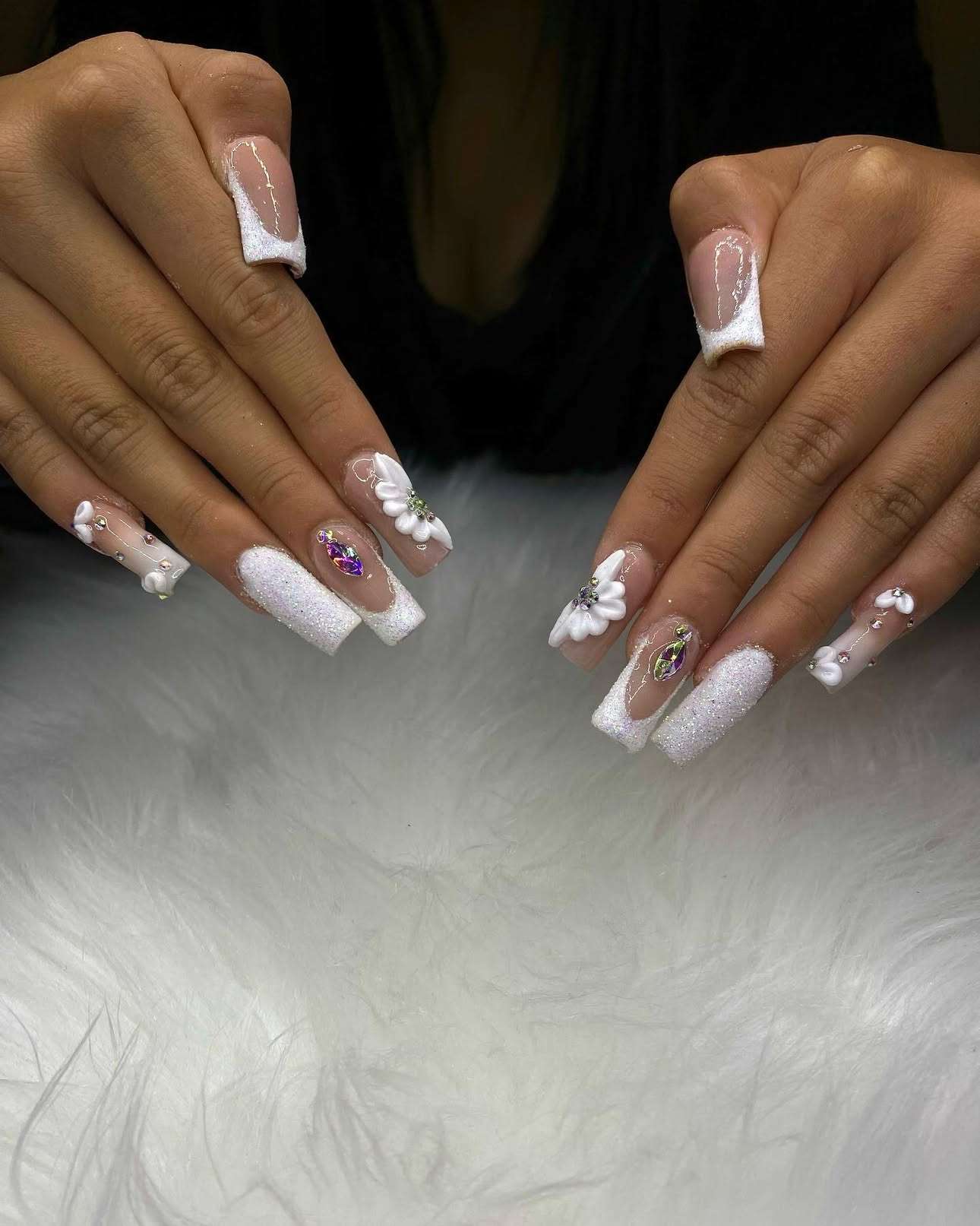 50+ White French Tip Nails with Glitter That Shine with Style – FASHION ...