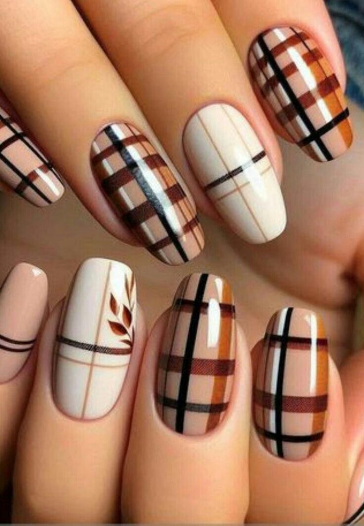 Fall Plaid Nails for 2025: Classic Patterns With a Modern Twist ...