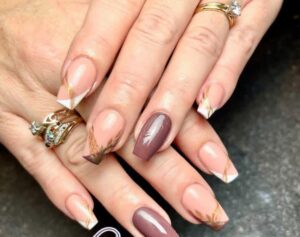 Fall French Tip Nails Square: Classic Elegance Meets Modern Style ...