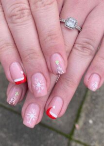 Santa Hat Nail Designs to Sleigh Your 2025 Christmas Look – FASHION SO ...