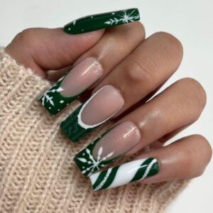 Dark Green Winter Nails for a Polished 2026 Winter Look – FASHION SO SIMPLE